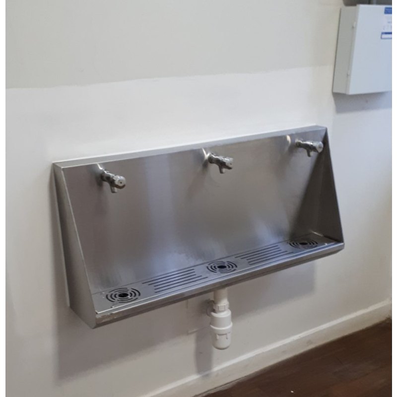 Wash Troughs: Stainless Steel Hand Washing Trough Sinks